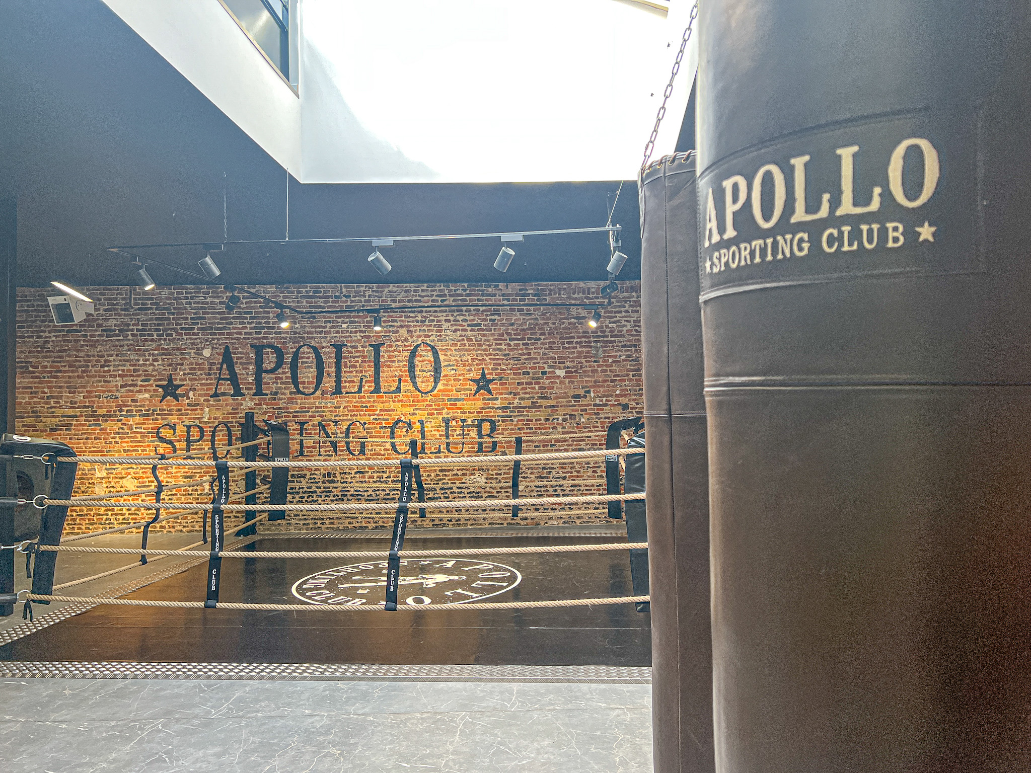 Apollo Sporting Club - club de boxe stylé du Vieux-Lille - Lille By Mat